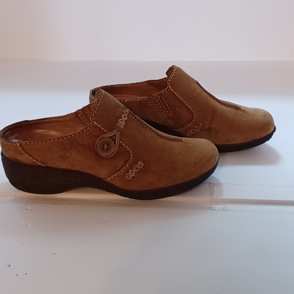 Timberland | Shoes | Timberland Shoes Tan Clog Style Size 6m Suede ...